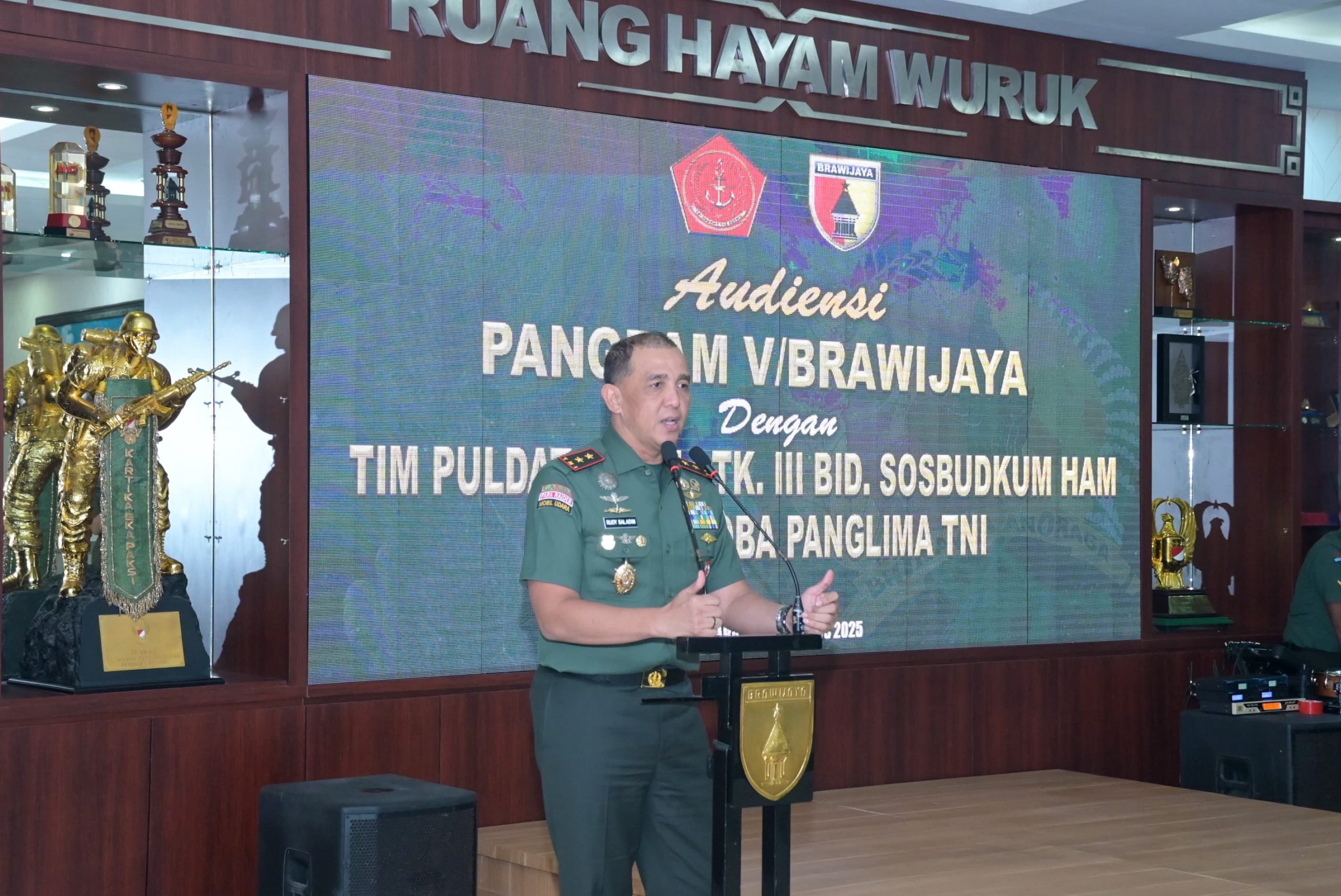 Pangdam V/Brawijaya Terima Audiensi Mayjen TNI Agus Isrok Miroj – Wartapos