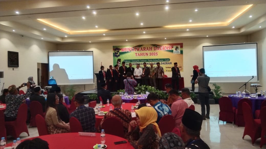 Musda Dewan Koperasi Indonesia Daerah (Dekopinda) Kota Surabaya Tahun ...